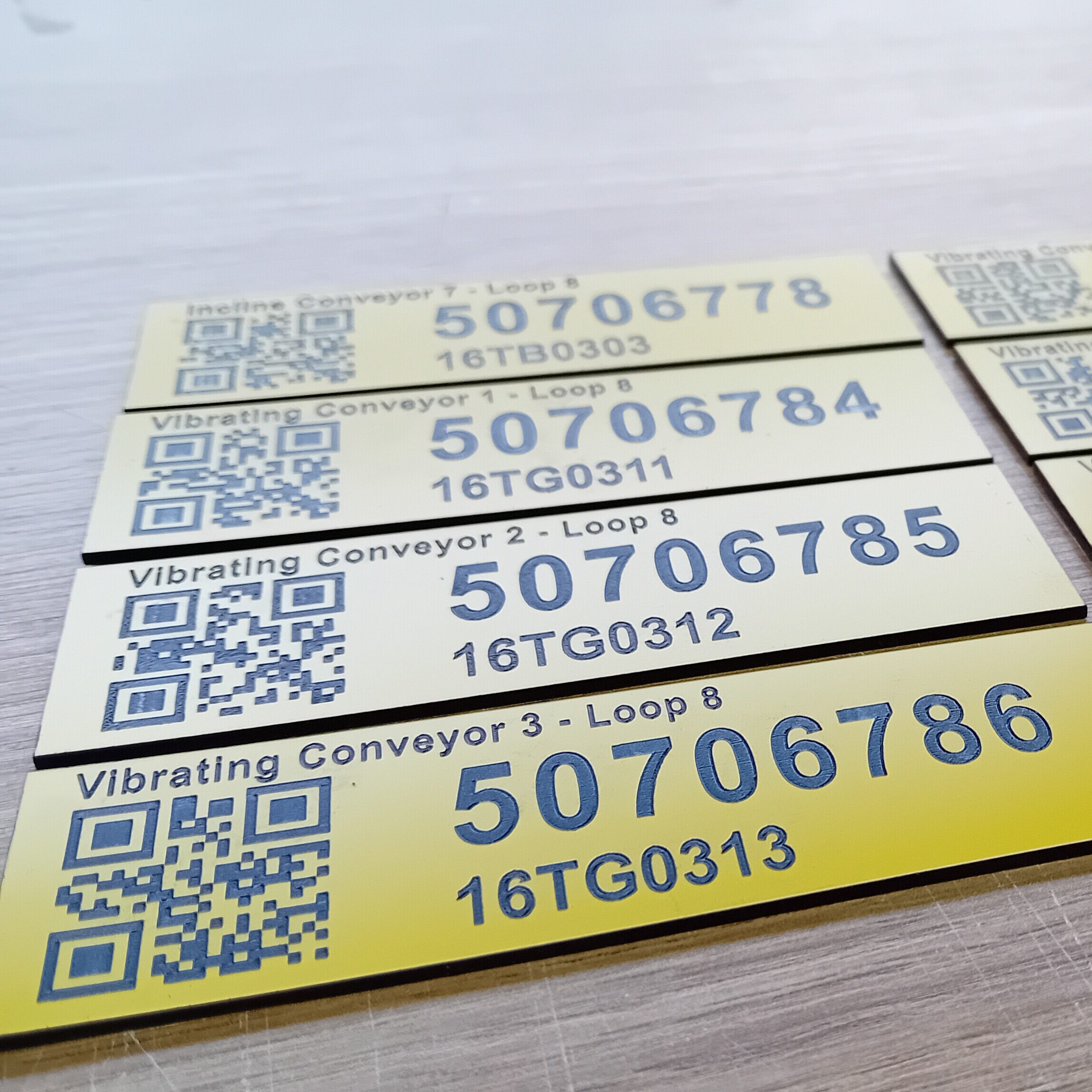 Kunststof plaatjes - Mijnnaamplaat.nl